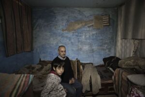 Shattered Syrian families wait in Jordan - Caritas